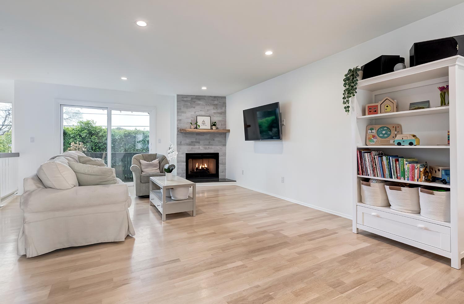 Kristen Partipilo - 11542 Burbank Blvd, Unit 10, North Hollywood - Compass