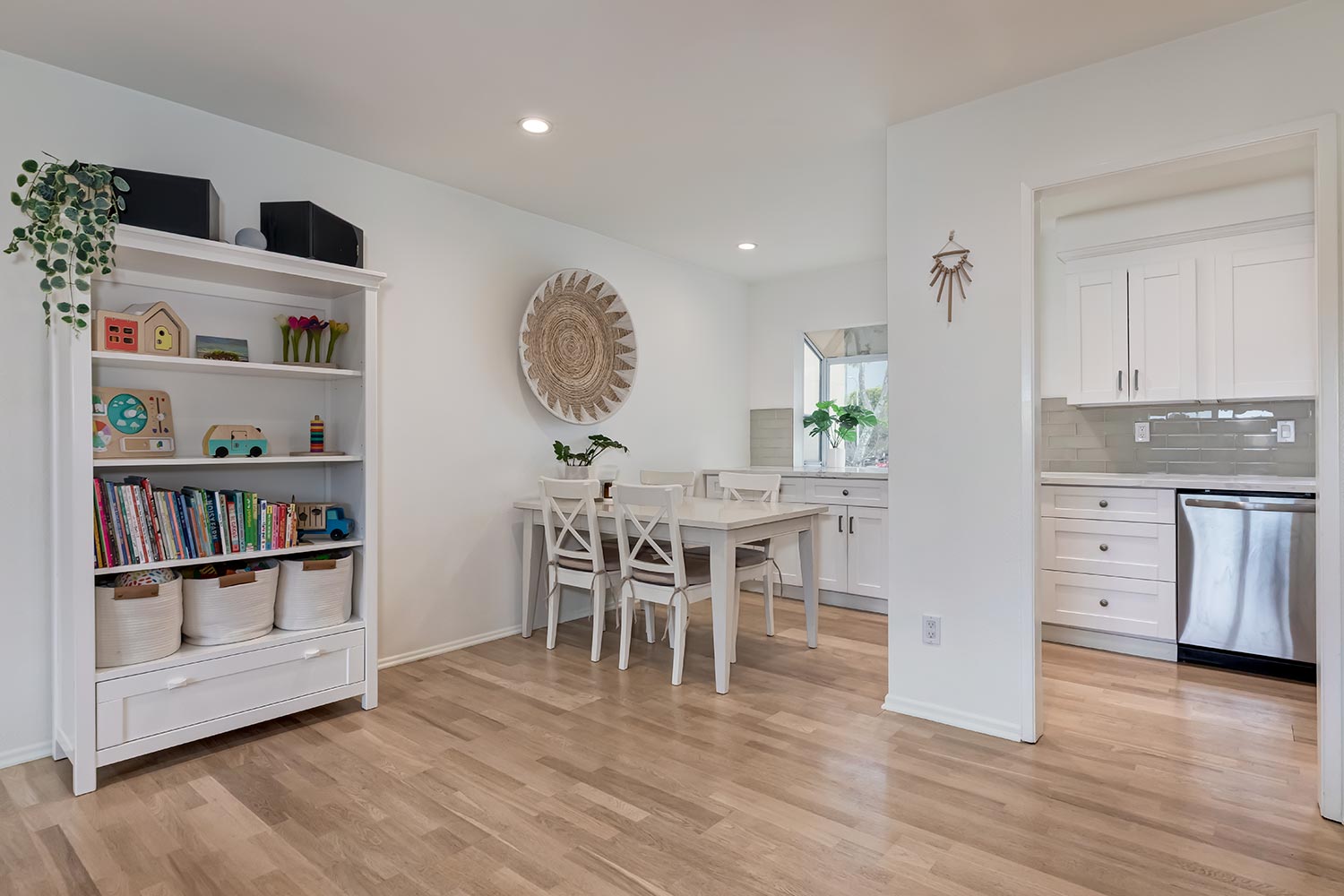 Kristen Partipilo - 11542 Burbank Blvd, Unit 10, North Hollywood - Compass