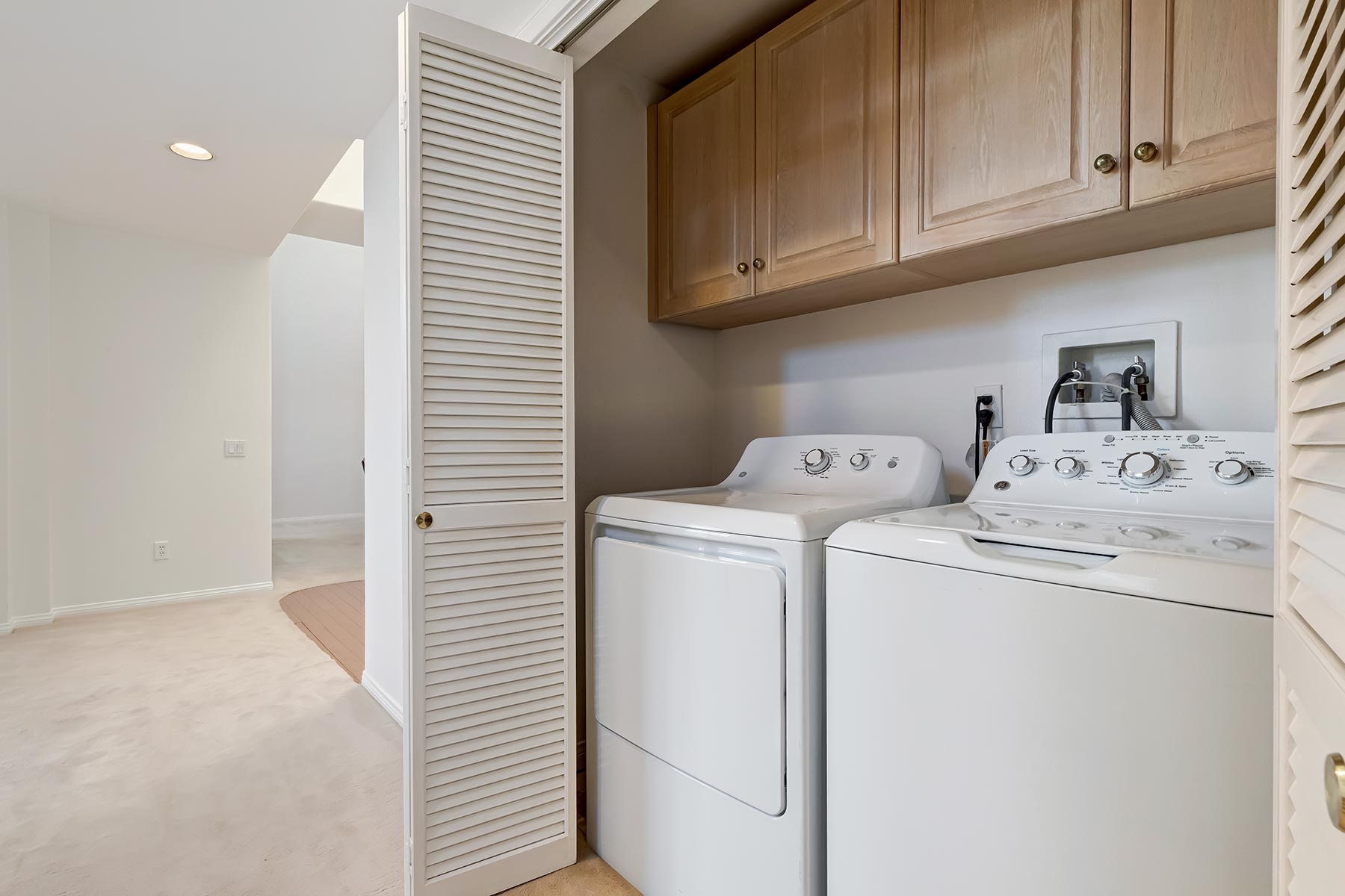 Michael J. Libow - 14290 Dickens Street, Unit 303, Sherman Oaks - Compass