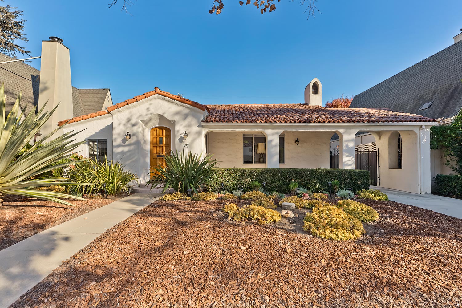 Michael J. Libow - 304 South Canon Drive, Beverly Hills - Compass