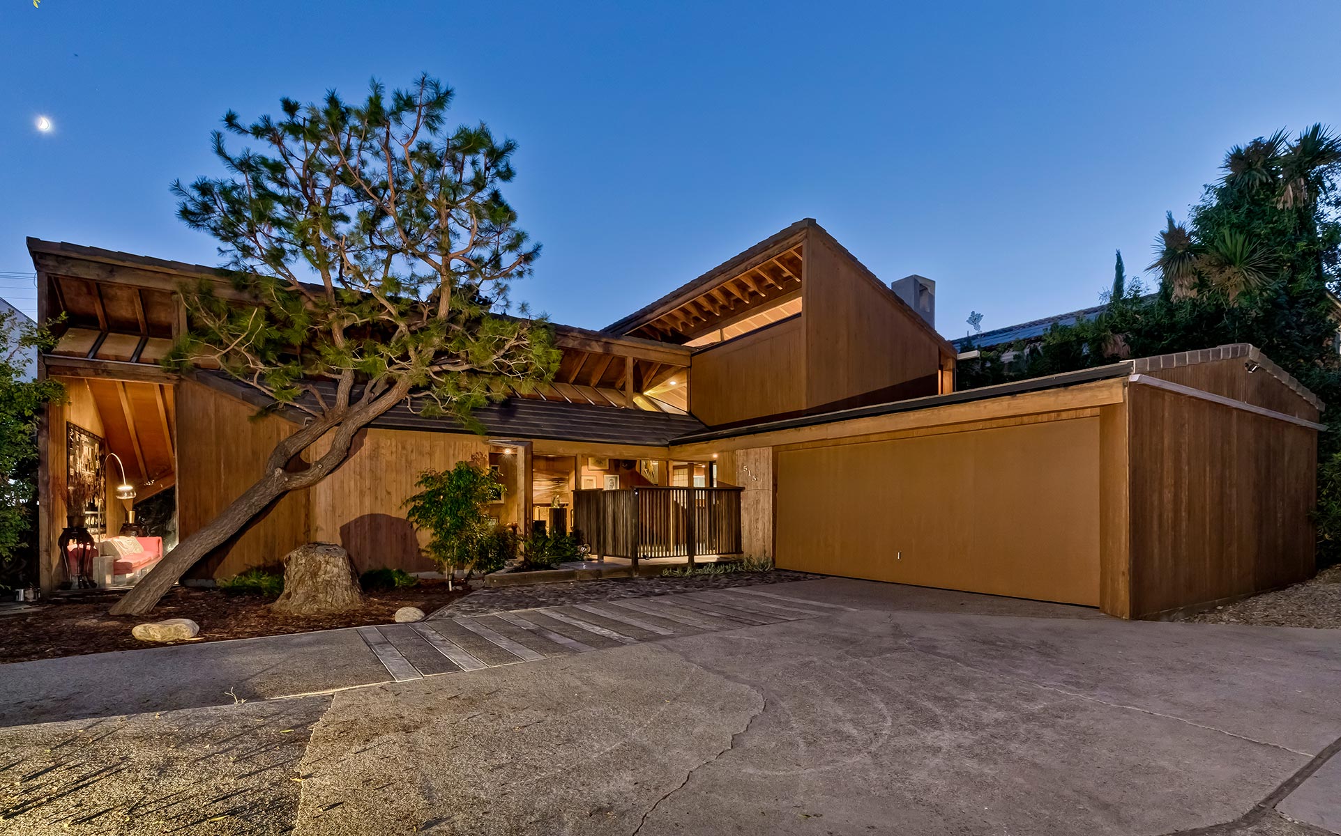 Michael J. Libow - 515 North Roxbury Drive, Beverly Hills - Compass