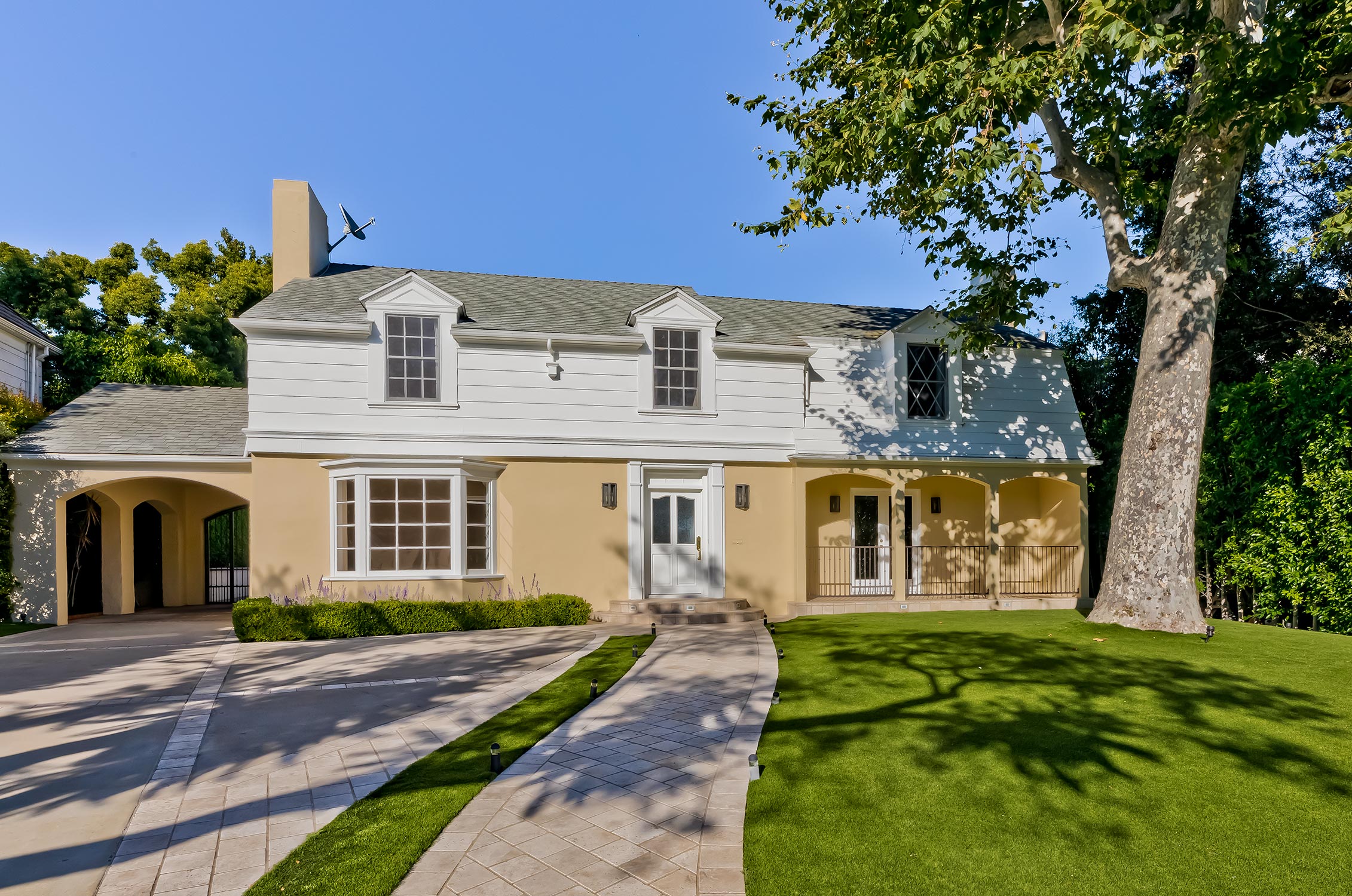 Michael J. Libow - 610 Whittier Drive, Beverly Hills - Compass
