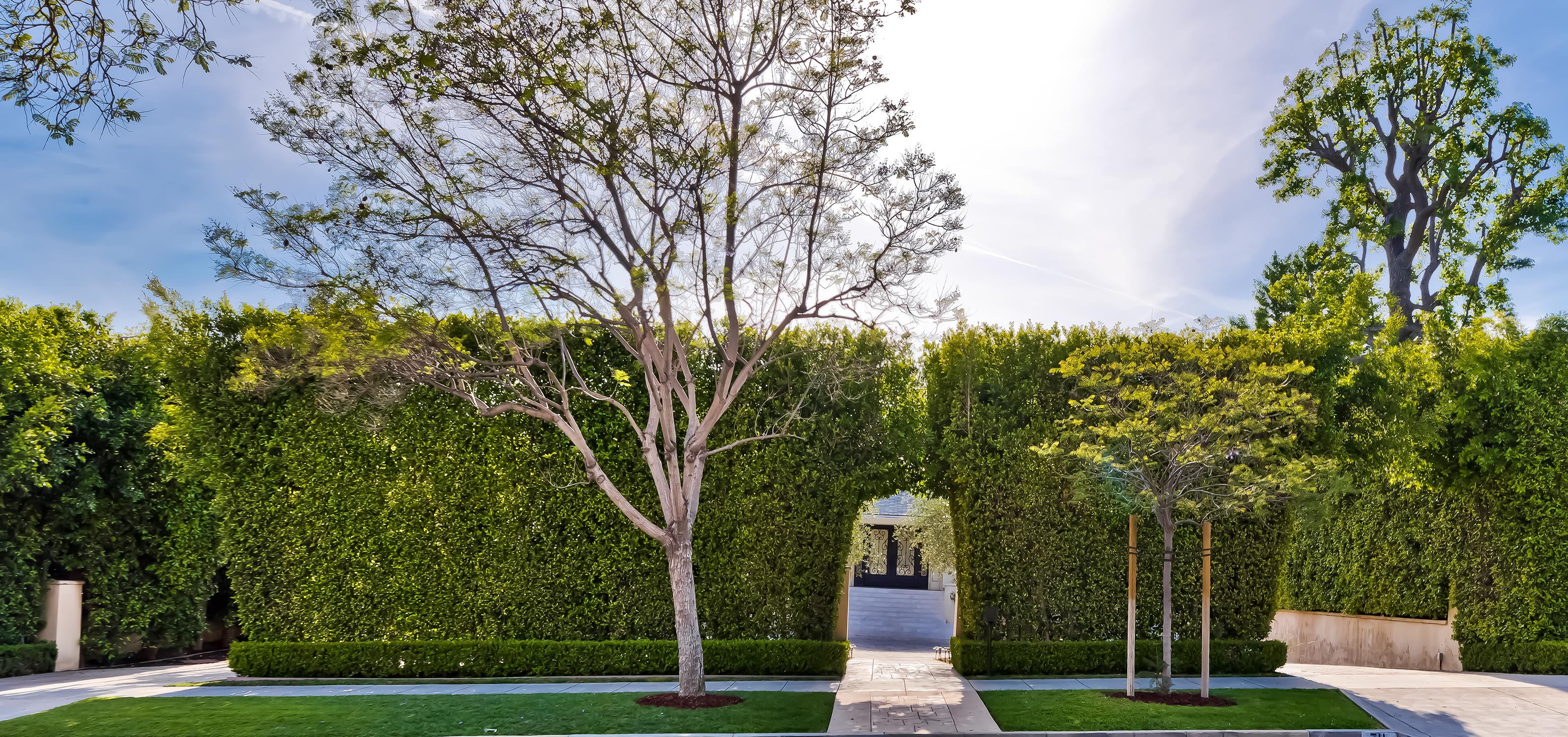 Michael J. Libow - 711 North Oakhurst Drive, Beverly Hills - Compass