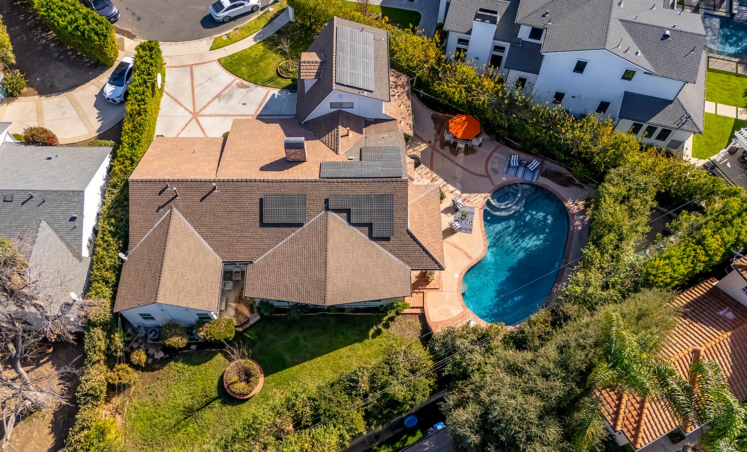 Garry Edelman - 17647 Tarzana Street, Encino - Keller Williams Realty