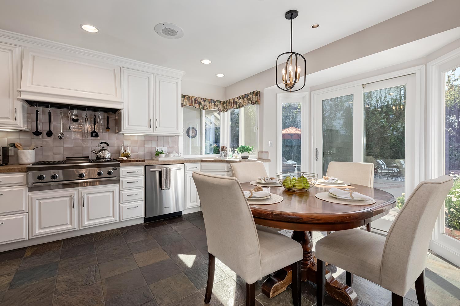 Garry Edelman - 17647 Tarzana Street, Encino - Keller Williams Realty